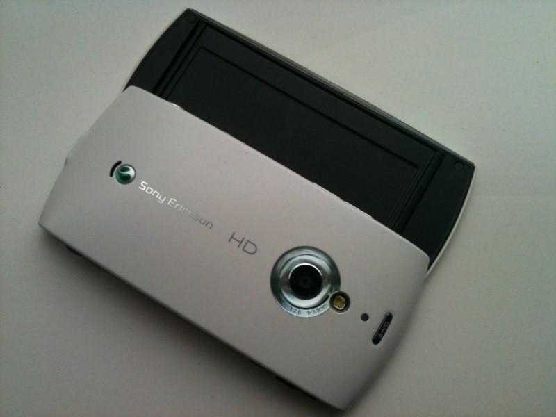 Sony Ericsson Vivaz Pro Gets Pictured in Detail | GSMDome.com