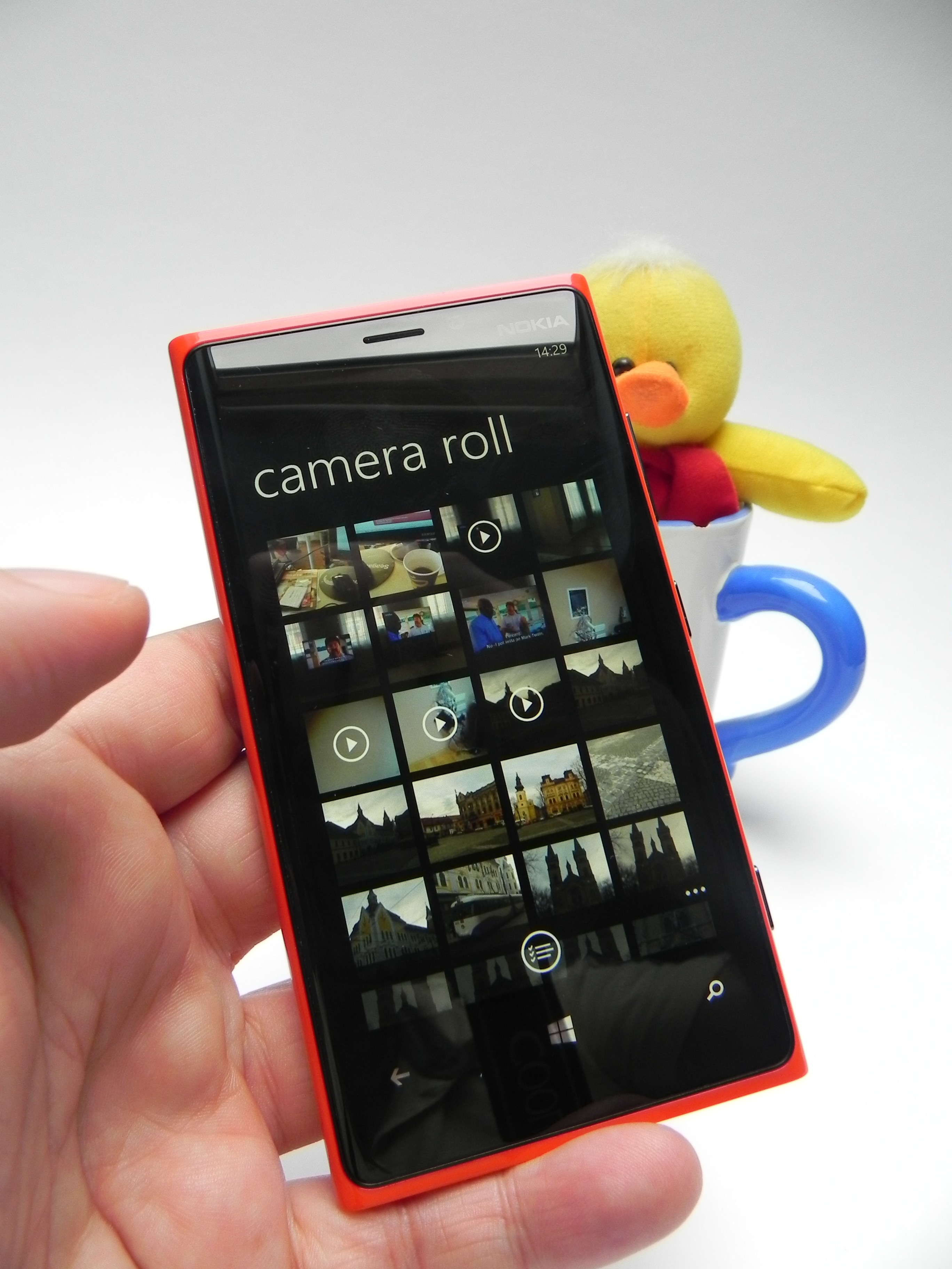 Nokia Lumia 920 Review: Simply the Best Windows Phone 8 Device ...