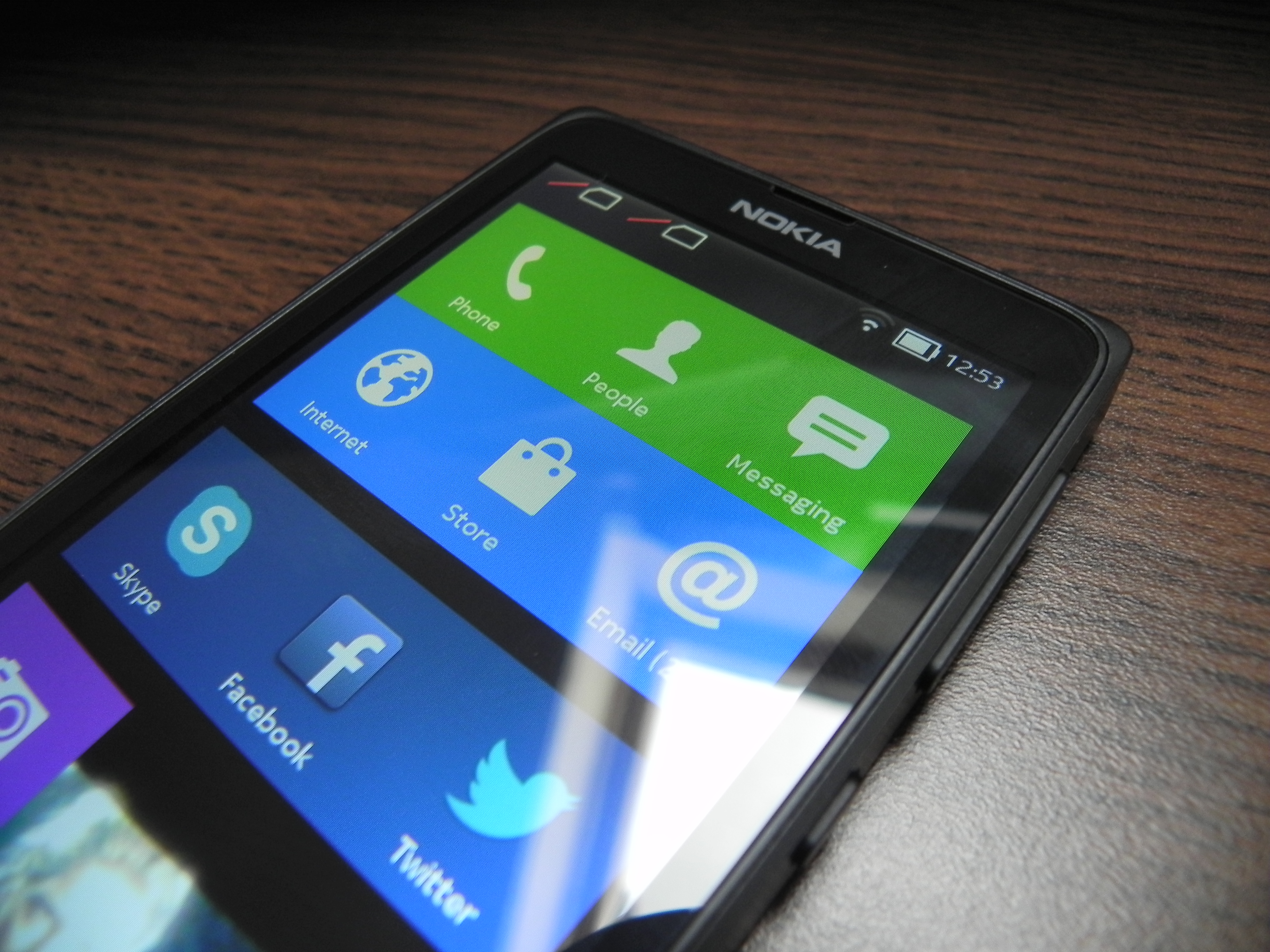 Nokia X Dual SIM Review: Lesser Android in Cheap Plastic Shell (Video ...