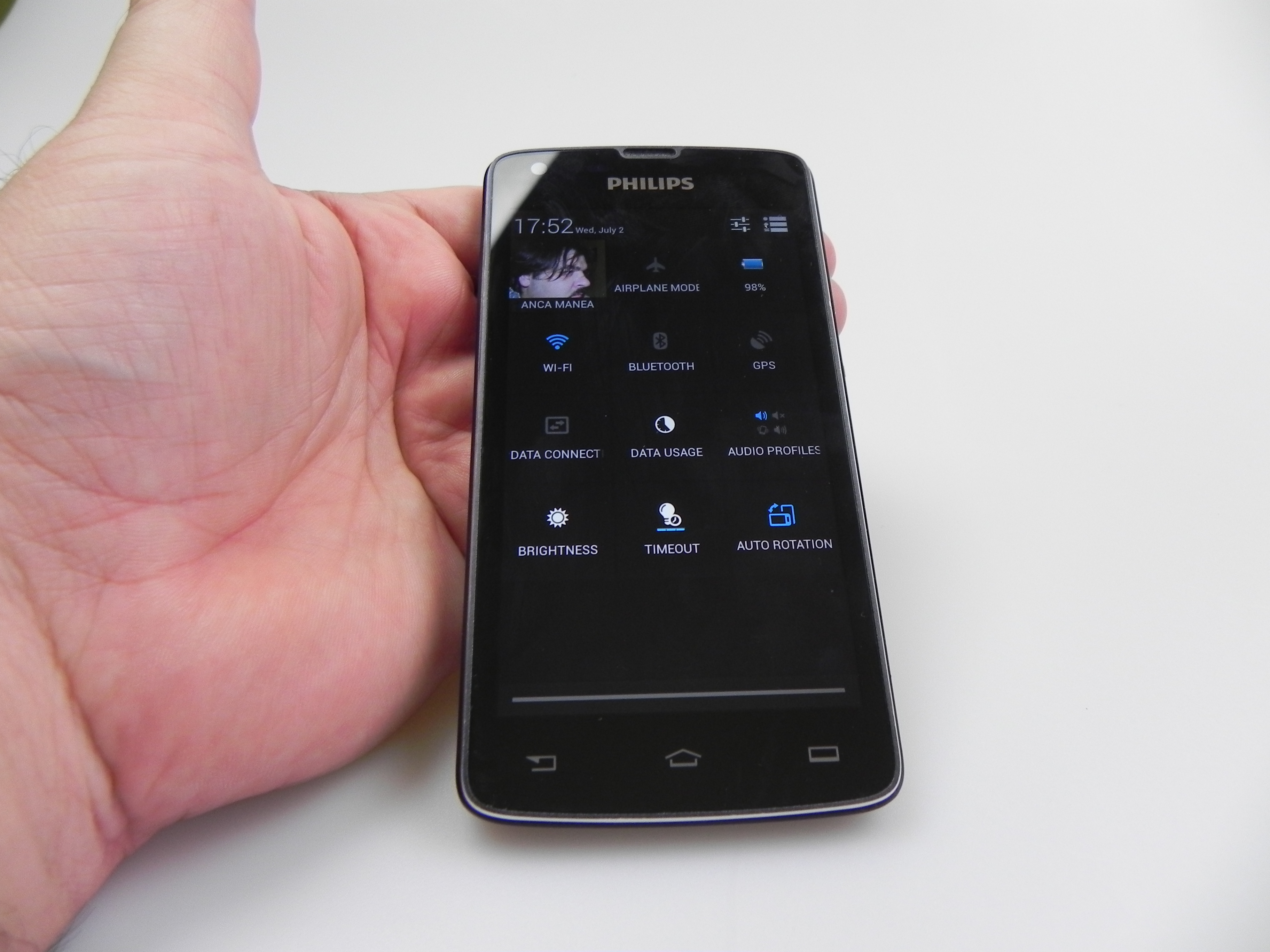 Philips Xenium W8510 Review: Midrange Phone With Big Capacity Battery, Mid Level Multimedia ...