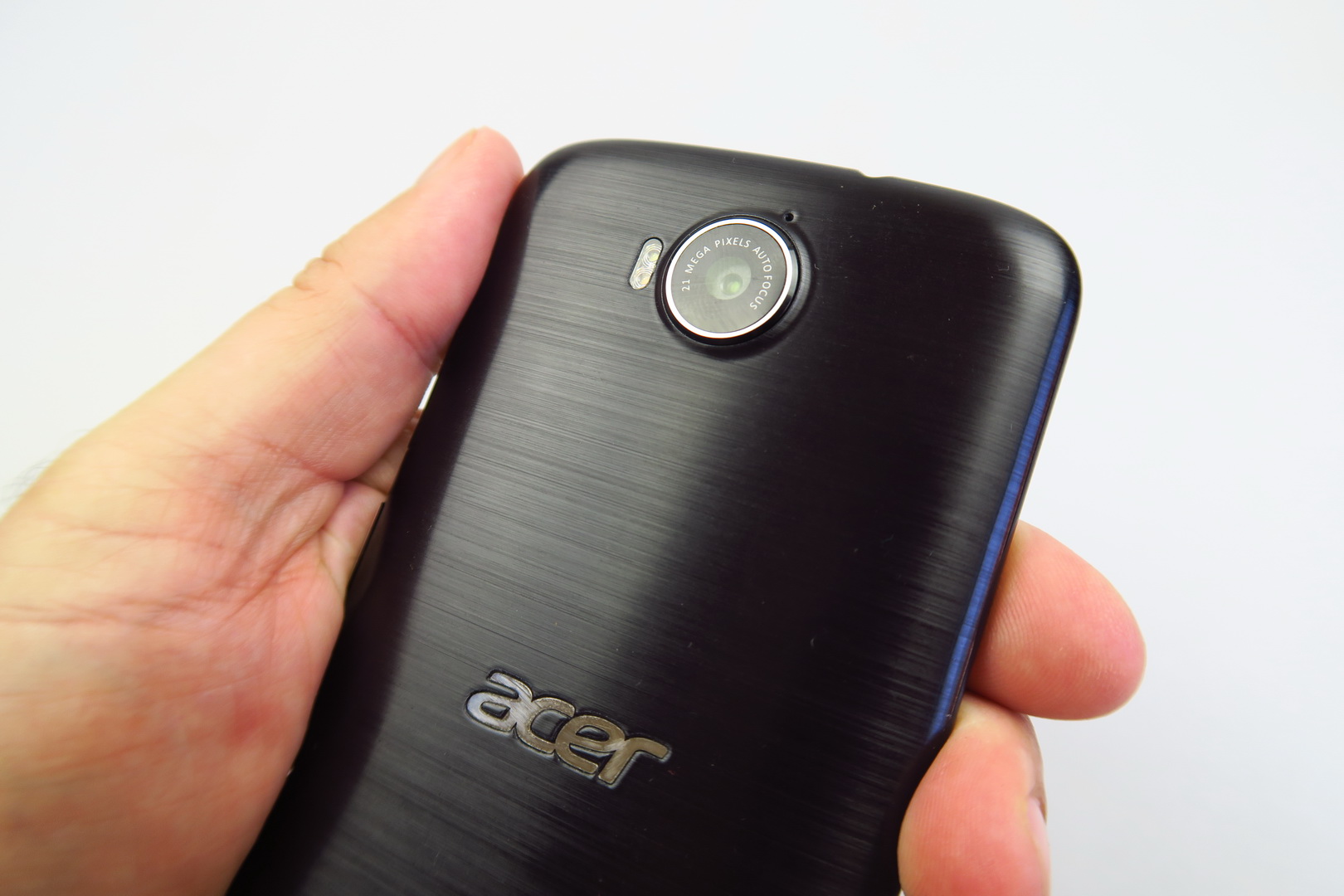 Acer Liquid Jade Primo Review: Pro Users Welcome, Bugs and Lag Galore ...