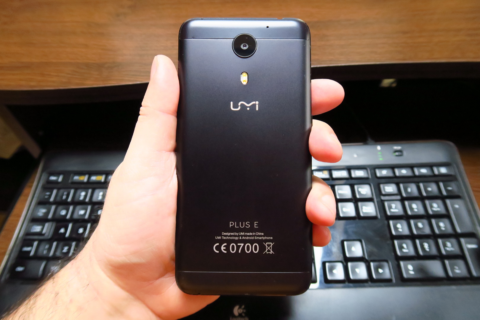 UMi Plus E Review: Most Affordable 6 GB RAM Phone We've Seen, Also Not a Bad Looker; Camera ...