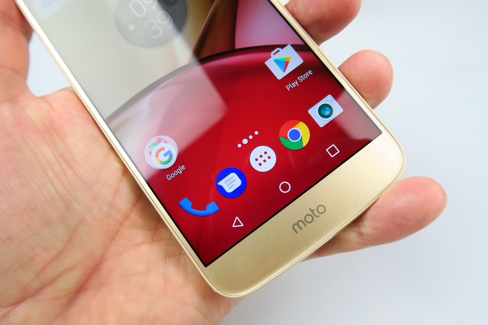 Motorola Moto M Review: Moto's Lite Approach, Feels Like a Solid Touch ...
